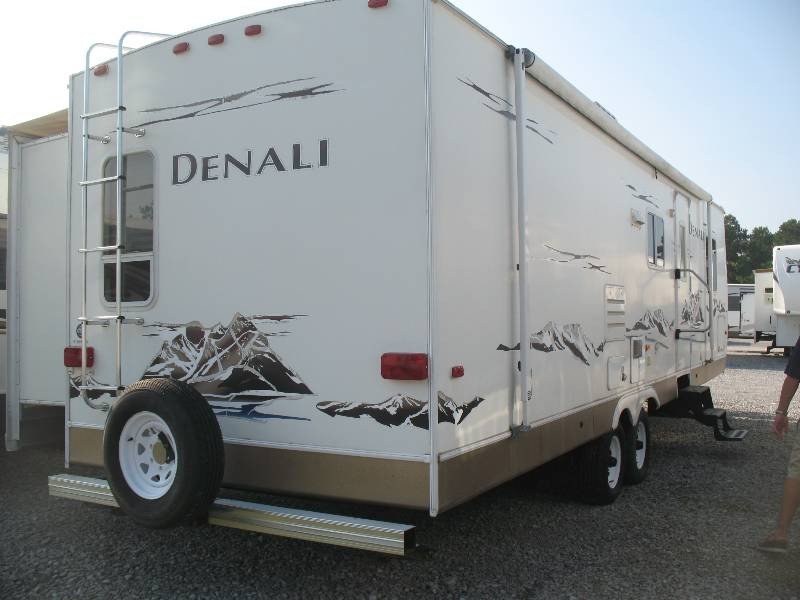 USED 2006 DENALI DENALI 30BS - Overview | Berryland Campers