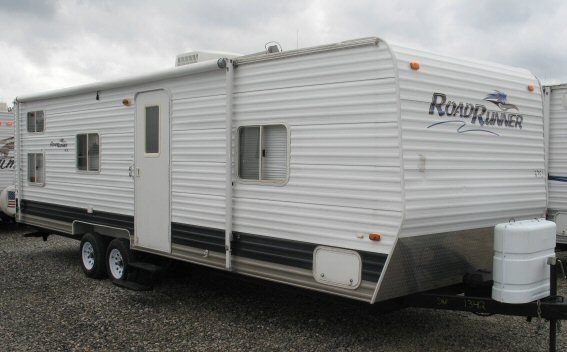 USED 2006 SUN VALLEY ROAD RUNNER 30BH - Overview | Berryland Campers