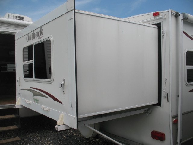 USED 2006 KEYSTONE OUTBACK 21RS - Overview | Berryland Campers
