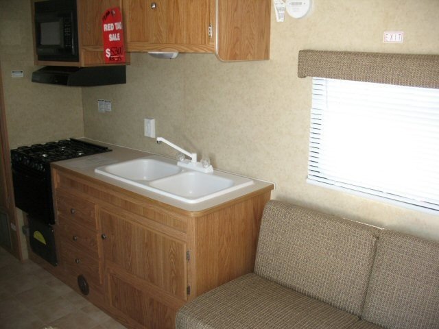 USED 2006 GULF STREAM CAVALIER 28 - Overview | Berryland Campers