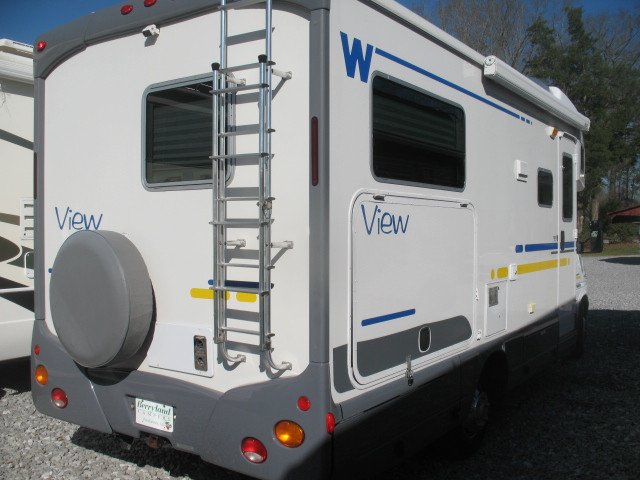 USED 2006 WINNEBAGO VIEW 23J - Overview | Berryland Campers