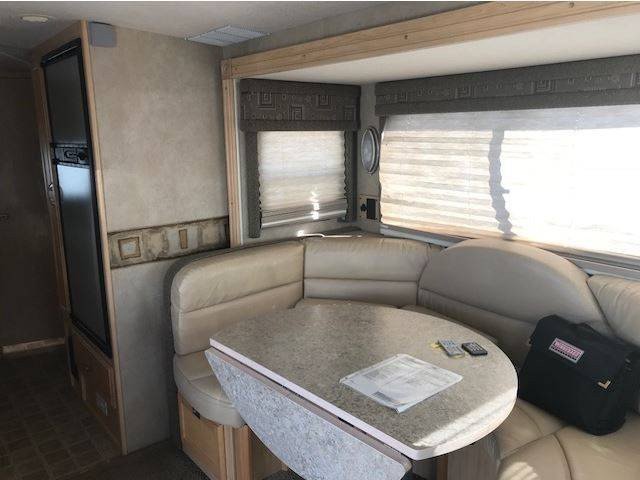 USED 2006 WINNEBAGO ASPECT 26A - Overview | Berryland Campers