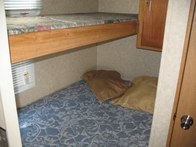 USED 2005 PALOMINO PUMA 28BHS - Overview | Berryland Campers