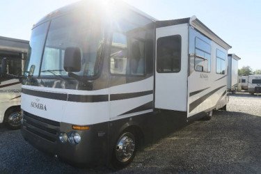 USED 2005 SAFARI SIMBA 37PCT - Overview | Berryland Campers