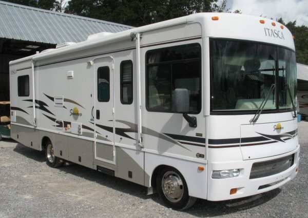 USED 2005 ITASCA BY WINNEBAGO SUNOVA 30B - Overview | Berryland Campers