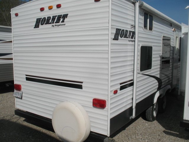 USED 2005 KEYSTONE HORNET - Overview | Berryland Campers