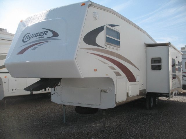 USED 2005 CROSSROADS RV CRUISER 27RL - Overview | Berryland Campers