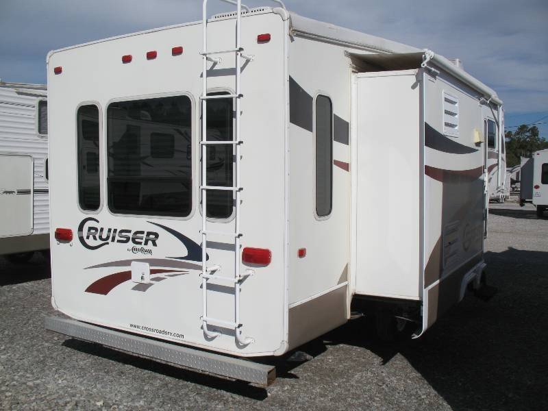 USED 2005 CROSSROADS RV CRUISER 29 - Overview | Berryland Campers