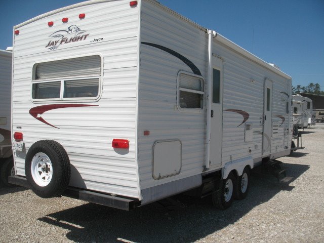 USED 2005 JAYCO JAY FLIGHT 28FKS - Overview | Berryland Campers
