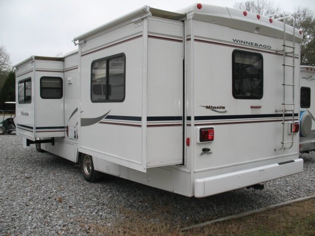 USED 2005 WINNEBAGO MINI WINNIE MINNI - Overview | Berryland Campers