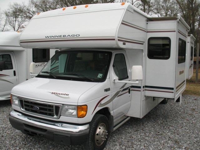 USED 2005 WINNEBAGO MINI WINNIE MINNI - Overview | Berryland Campers