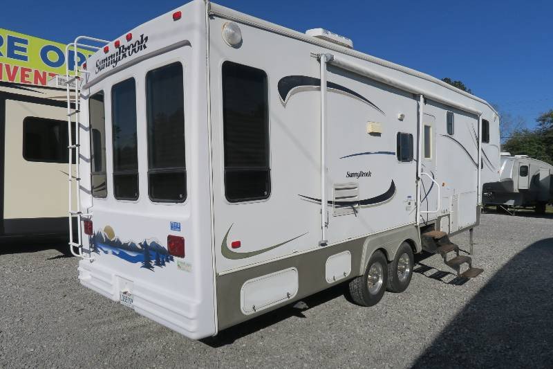 USED 2005 SUNNYBROOK SUNNYBROOK 31BWFS - Overview | Berryland Campers