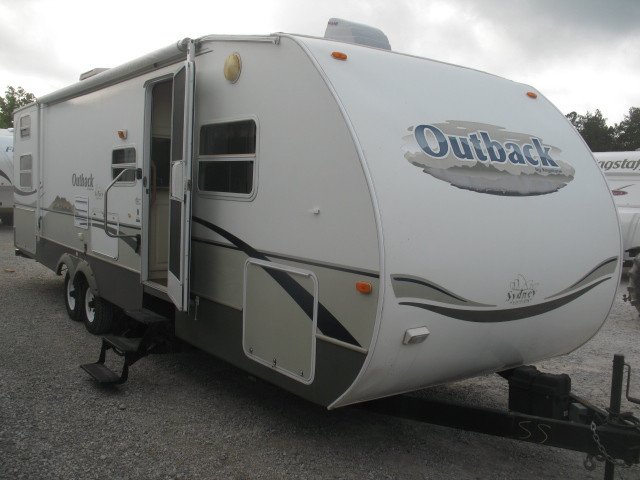USED 2005 KEYSTONE OUTBACK 31RQS - Overview | Berryland Campers