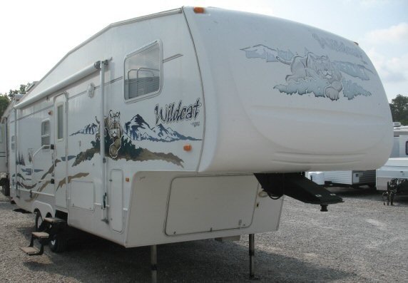USED 2004 FOREST RIVER WILDCAT 27RK - Overview | Berryland Campers