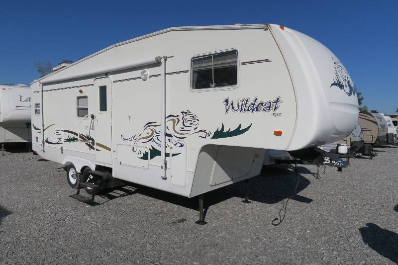 USED 2004 FOREST RIVER WILDCAT 27RK - Overview | Berryland Campers