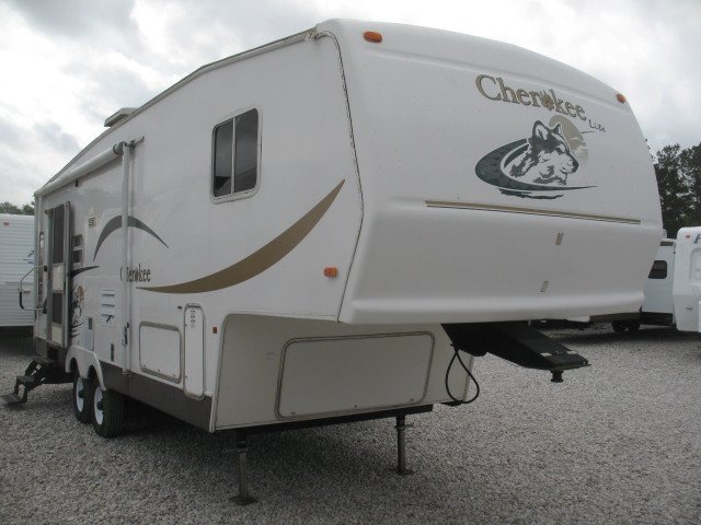 USED 2004 FOREST RIVER CHEROKEE 275L - Overview | Berryland Campers