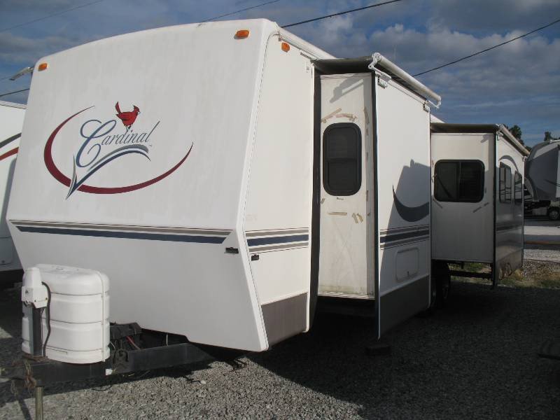 USED 2004 FOREST RIVER CARDINAL 33RLS - Overview | Berryland Campers