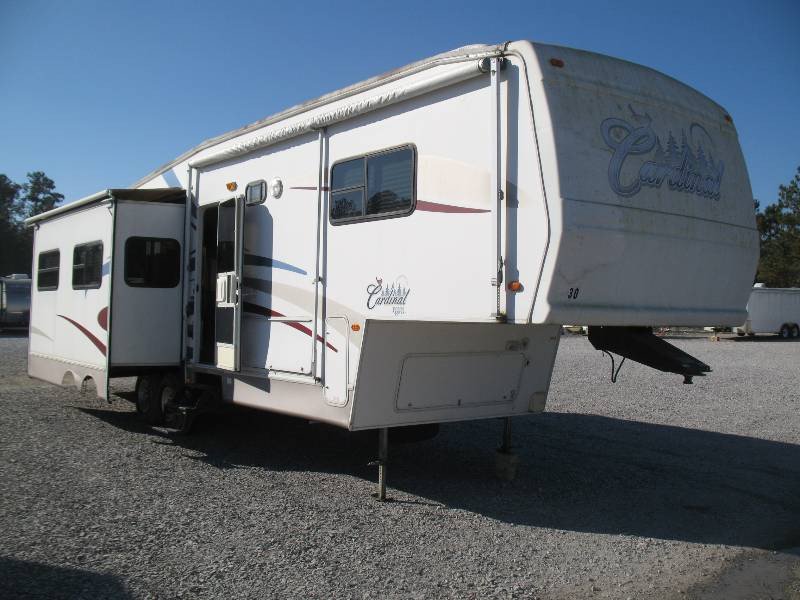 USED 2004 FOREST RIVER CARDINAL 34RLT - Overview | Berryland Campers