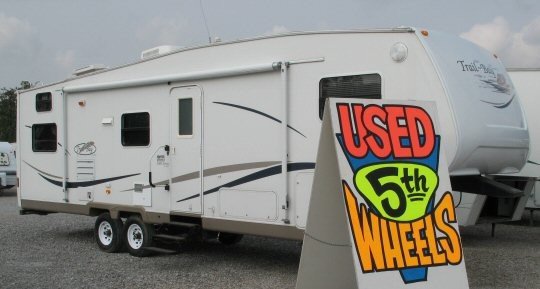 USED 2004 R-VISION TRAIL-BAY 829BHS - Overview | Berryland Campers