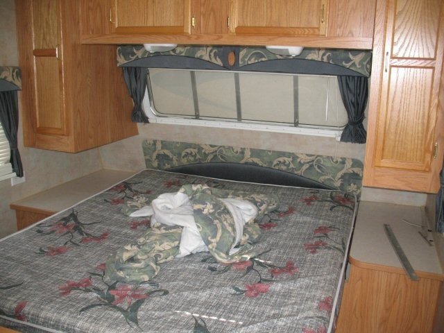 USED 2004 JAYCO JAY FLIGHT 27BH - Overview | Berryland Campers