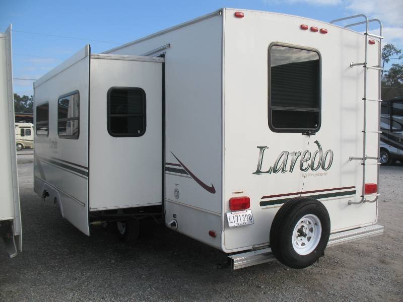 USED 2004 KEYSTONE LAREDO 29BH - Overview | Berryland Campers
