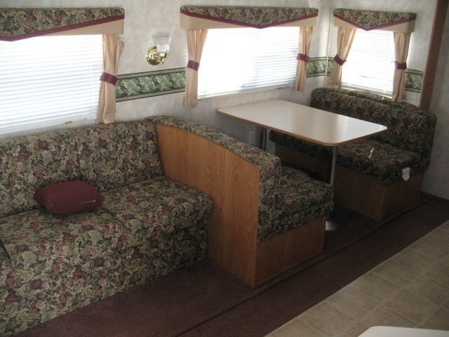 USED 2004 KEYSTONE SPRINGDALE 26 - Overview | Berryland Campers
