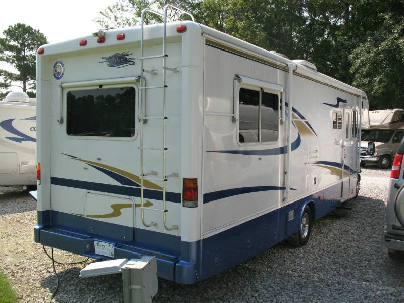 USED 2004 HOLIDAY RAMBLER ATLANTIS 31PBS - Overview | Berryland Campers