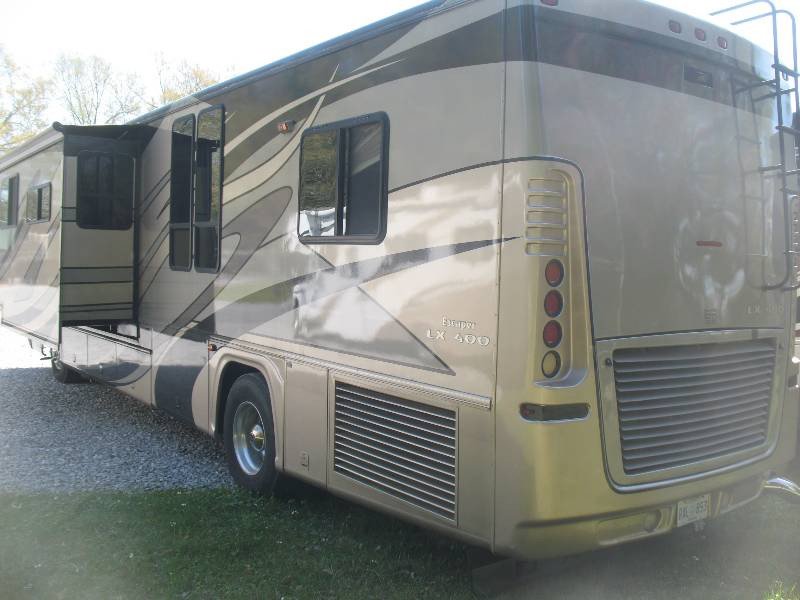USED 2004 DAMON ESCAPER LX400 - Overview | Berryland Campers