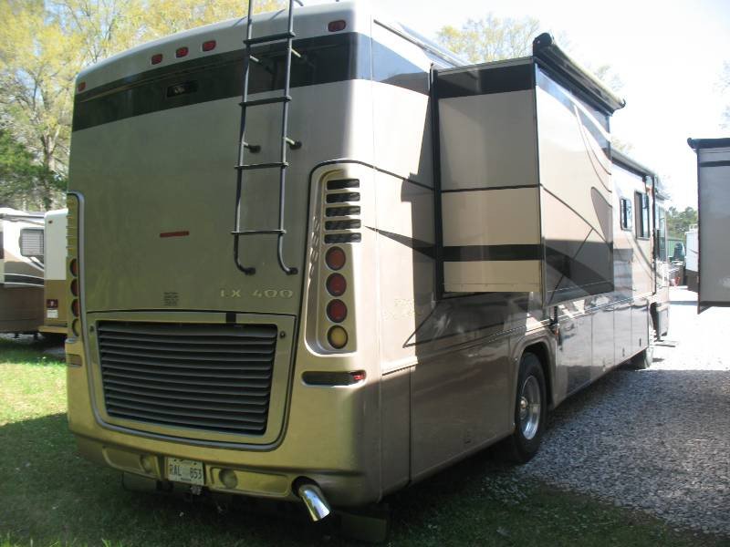 USED 2004 DAMON ESCAPER LX400 - Overview | Berryland Campers