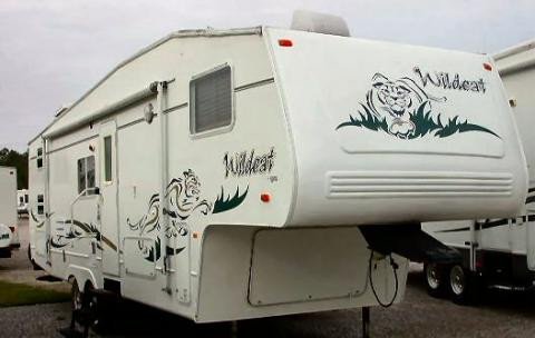 USED 2003 FOREST RIVER WILDCAT 28BH - Overview | Berryland Campers