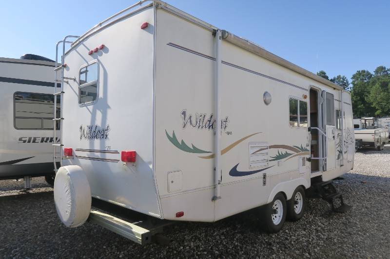 USED 2003 FOREST RIVER WILDCAT 28RB - Overview | Berryland Campers
