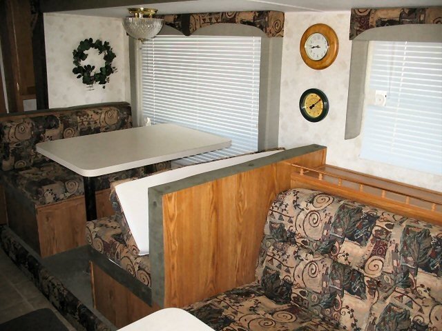 USED 2003 FOREST RIVER CHEROKEE 28A - Overview | Berryland Campers