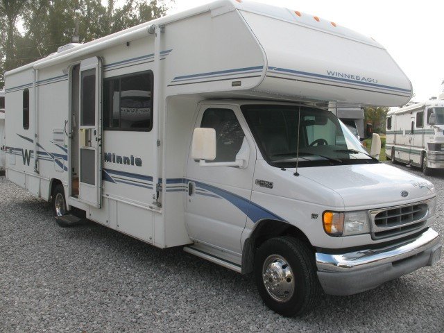 USED 2003 WINNEBAGO MINI WINNIE 31 - Overview | Berryland Campers