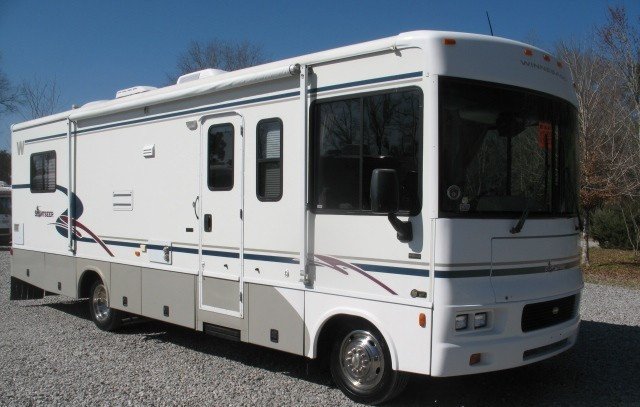 USED 2003 WINNEBAGO SIGHTSEER 30B - Overview | Berryland Campers