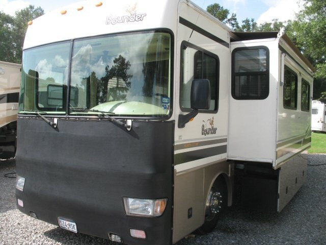 USED 2002 FLEETWOOD BOUNDER 39R - Overview | Berryland Campers