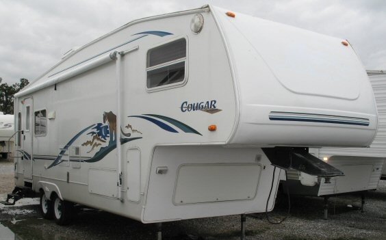 USED 2002 KEYSTONE COUGAR 27FT - Overview | Berryland Campers