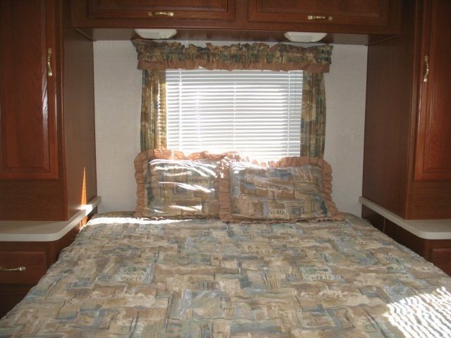 USED 2002 COACHMEN MIRADA 30 - Overview | Berryland Campers