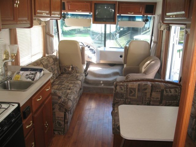 USED 2002 COACHMEN MIRADA 30 - Overview | Berryland Campers