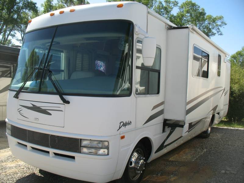 USED 2002 NATIONAL RV DOLPHIN 5356 - Overview | Berryland Campers