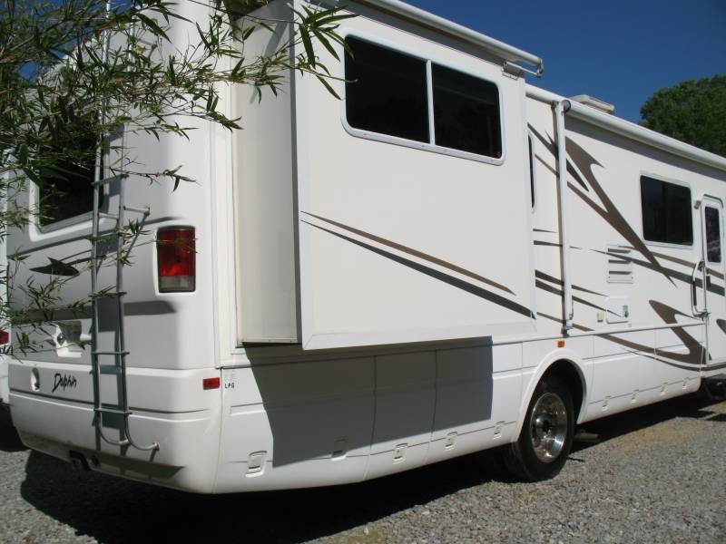 USED 2002 NATIONAL RV DOLPHIN 5356 - Overview | Berryland Campers