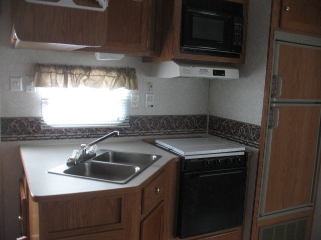 USED 2002 KEYSTONE SPRINGDALE 283 - Overview | Berryland Campers