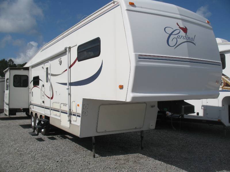 USED 2001 FOREST RIVER CARDINAL 34RL - Overview | Berryland Campers