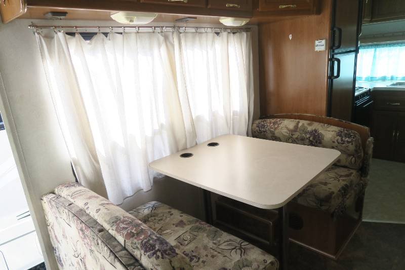 USED 2001 COACHMEN CATALINA SPORT 220RK - Overview | Berryland Campers