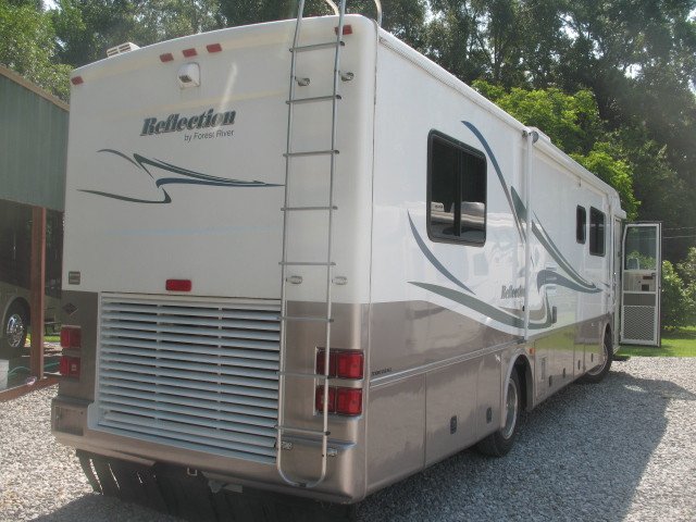 USED 2001 FOREST RIVER REFLECTION 352SS - Overview | Berryland Campers