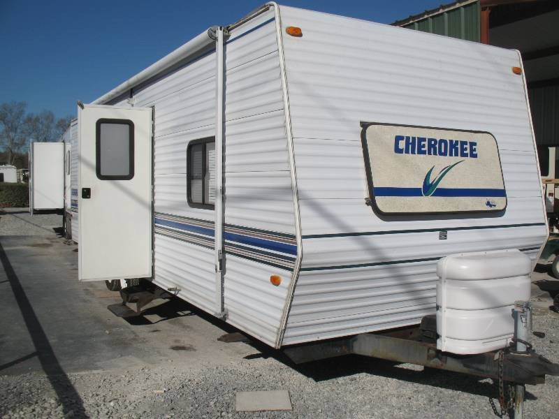USED 2000 FOREST RIVER CHEROKEE 27X - Overview | Berryland Campers