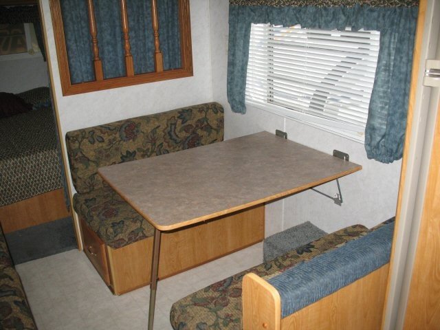 USED 2000 SKYLINE LAYTON 249LT - Overview | Berryland Campers