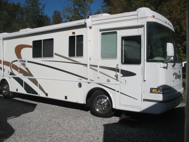 USED 2000 DAMON ULTRA SPORT 3680 - Overview | Berryland Campers