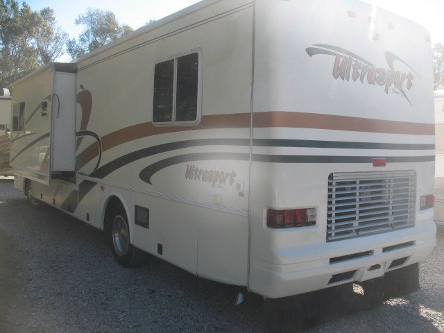 USED 2000 DAMON ULTRA SPORT 3680 - Overview | Berryland Campers