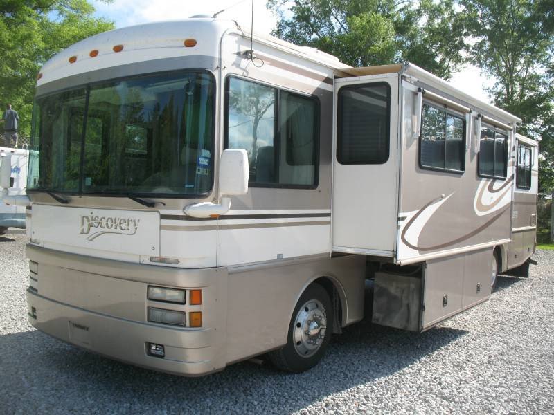 USED 1999 FLEETWOOD DISCOVERY 37V - Overview | Berryland Campers