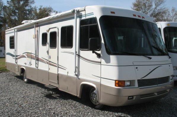 USED 1998 GEORGIE BOY CRUISE MASTER 3515 - Overview | Berryland Campers